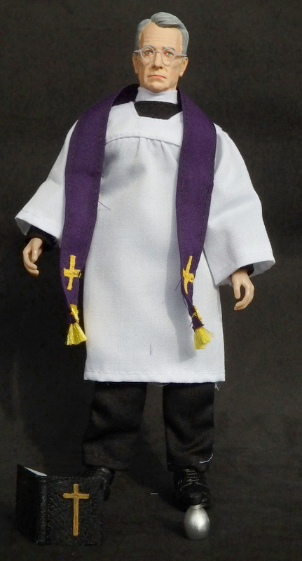 Exorcist 8 Inch Retro Style Clothed Figure Set Of 3 Figures Exorcist 8 Inch Retro Style Clothed