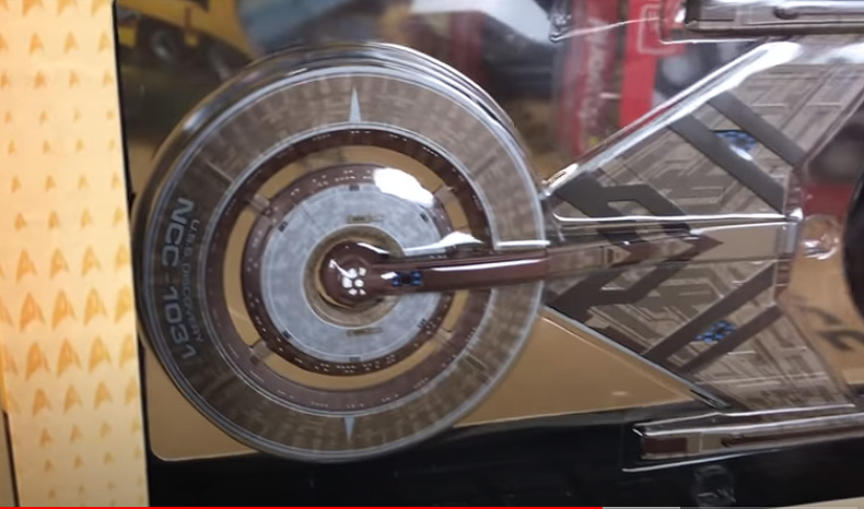Star Trek Discovery USS Discovery 1/2500 Scale Finished Display by ... Star Trek Discovery USS Discovery 1/2500 Scale Finished Display by ...